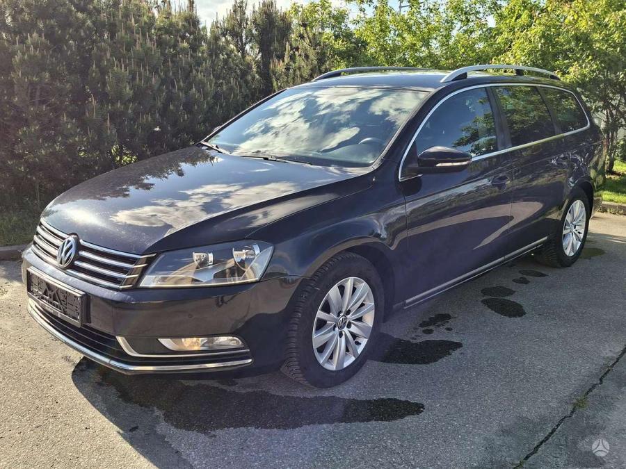 Melns Volkswagen Passat 2011 Ukmergė, ar dzinēja tilpumu 1.40 L un nobraukumu 264 tūkst. km par 3999 €, foto 1 vietnē AUTOMOTO.COM.LV