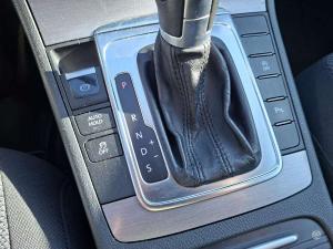 Melns Volkswagen Passat 2011 Ukmergė, ar dzinēja tilpumu 1.40 L un nobraukumu 264 tūkst. km par 3999 €, foto 10 vietnē AUTOMOTO.COM.LV
