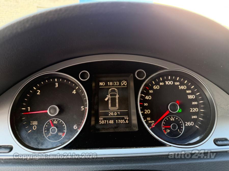 Melns Volkswagen Passat 2011 Tallina, ar dzinēja tilpumu 2.00 L un nobraukumu 0 tūkst. km par 1999 €, foto 9 vietnē AUTOMOTO.COM.LV