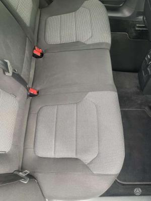 Melns Volkswagen Passat 2011 Alīta, ar dzinēja tilpumu 1.39 L un nobraukumu 274 tūkst. km par 3800 €, foto 8 vietnē AUTOMOTO.COM.LV