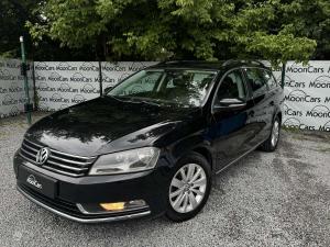 Black Volkswagen Passat 2011 in Vilnius, with an engine capacity of 1.60 L and mileage of 278 thousand km for 4700 €, photo  on AUTOMOTO.COM.LV