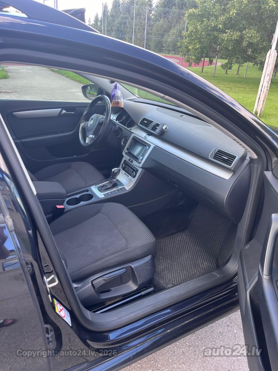 Melns Volkswagen Passat 2011 Tallina, ar dzinēja tilpumu 2.00 L un nobraukumu 0 tūkst. km par 4000 €, foto 18 vietnē AUTOMOTO.COM.LV
