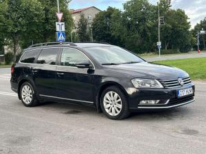 Melns Volkswagen Passat 2011 Narva, ar dzinēja tilpumu 1.60 L un nobraukumu 456 tūkst. km par 1999 €, foto 13 vietnē AUTOMOTO.COM.LV