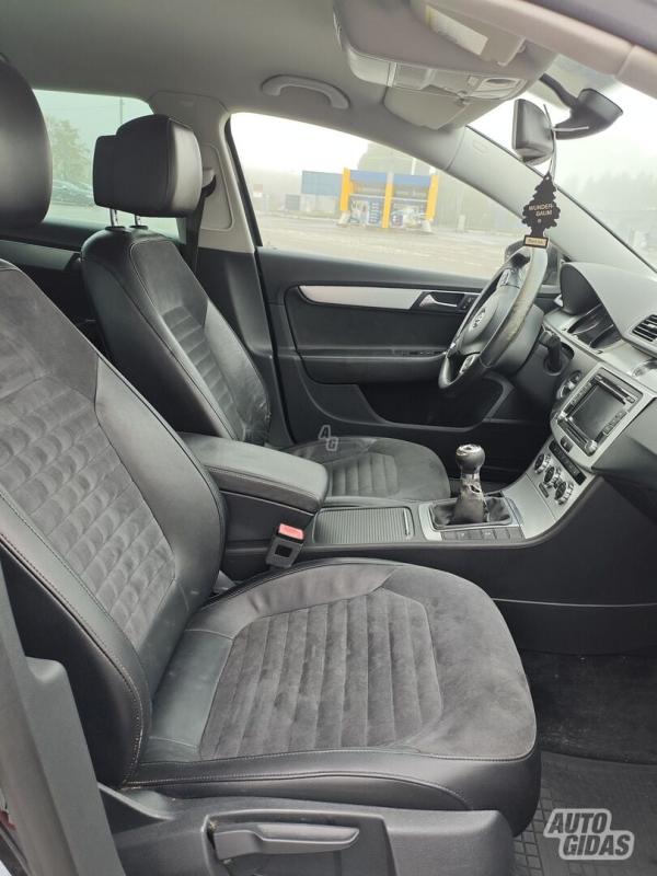 Melns Volkswagen Passat 2011 Panevēža, ar dzinēja tilpumu 2.00 L un nobraukumu 373 tūkst. km par 4400 €, foto 5 vietnē AUTOMOTO.COM.LV