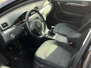 Melns Volkswagen Passat 2011 Marijampole, ar dzinēja tilpumu 1.60 L un nobraukumu 251 tūkst. km par 4650 €, foto 7 vietnē AUTOMOTO.COM.LV