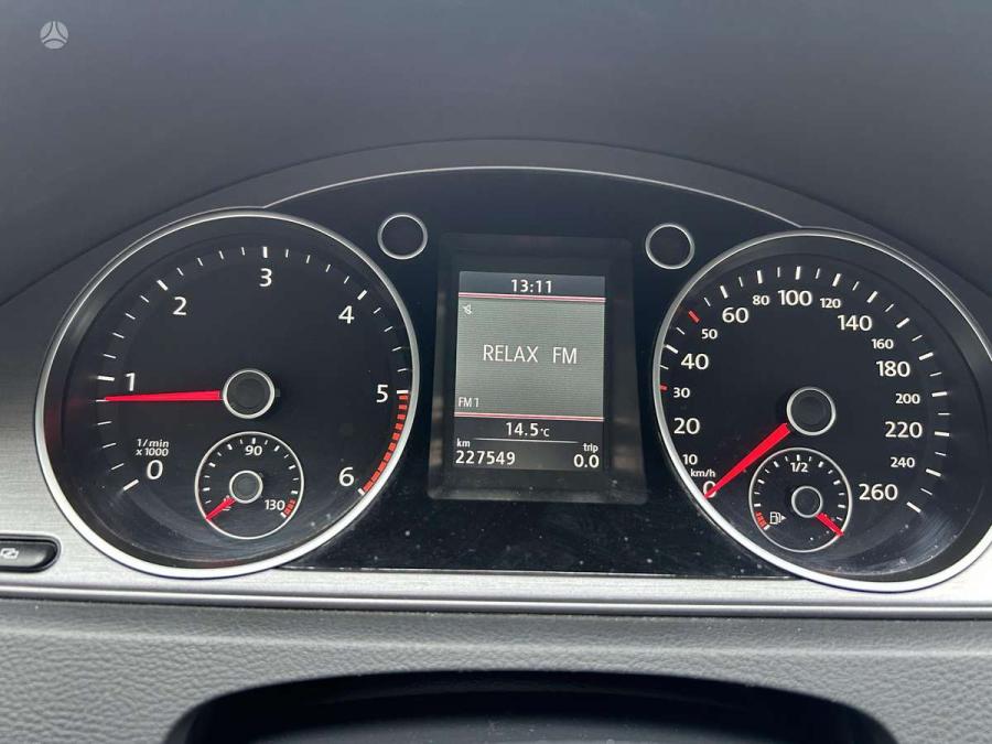 Melns Volkswagen Passat 2011 Jurbarkas, ar dzinēja tilpumu 1.97 L un nobraukumu 228 tūkst. km par 4349 €, foto 10 vietnē AUTOMOTO.COM.LV