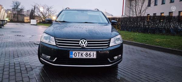 Black Volkswagen Passat 2012 in Kaunas, with an engine capacity of 1.60 L and mileage of 359 thousand km for 3500 €, photo 2 on AUTOMOTO.COM.LV