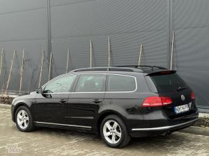 Black Volkswagen Passat 2012 in Vilnius, with an engine capacity of 2.00 L and mileage of 206 thousand km for 5950 €, photo 3 on AUTOMOTO.COM.LV