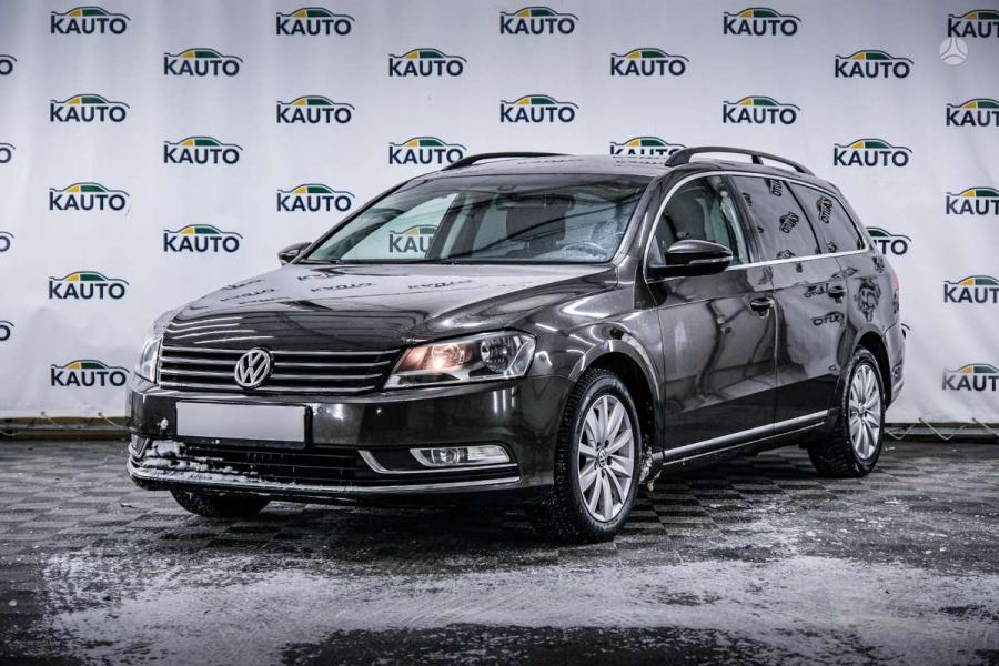 Melns Volkswagen Passat 2012 Kauņa, ar dzinēja tilpumu 1.60 L un nobraukumu 279 tūkst. km par 5990 €, foto 1 vietnē AUTOMOTO.COM.LV