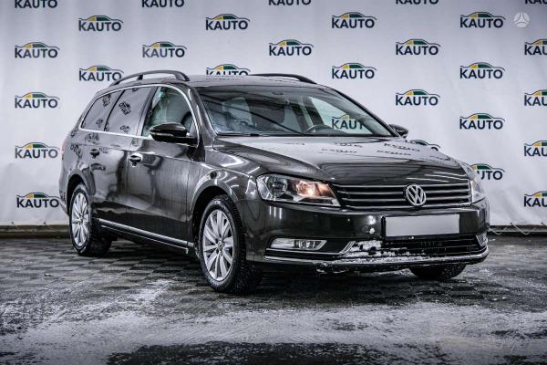 Melns Volkswagen Passat 2012 Kauņa, ar dzinēja tilpumu 1.60 L un nobraukumu 279 tūkst. km par 5990 €, foto 2 vietnē AUTOMOTO.COM.LV