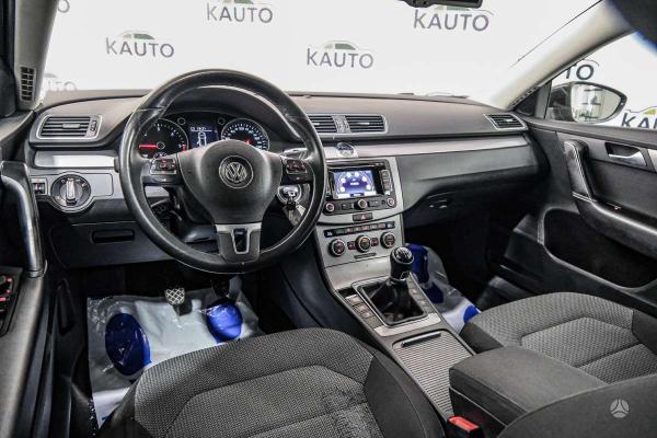 Melns Volkswagen Passat 2012 Kauņa, ar dzinēja tilpumu 1.60 L un nobraukumu 279 tūkst. km par 5990 €, foto 7 vietnē AUTOMOTO.COM.LV