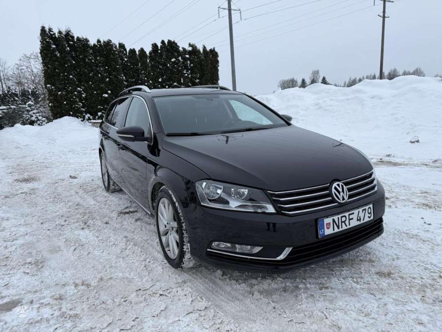Melns Volkswagen Passat 2012 Telšiai, ar dzinēja tilpumu 2.00 L un nobraukumu 362 tūkst. km par 5200 €, foto 2 vietnē AUTOMOTO.COM.LV