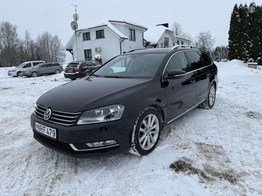 Melns Volkswagen Passat 2012 Telšiai, ar dzinēja tilpumu 2.00 L un nobraukumu 362 tūkst. km par 5200 €, foto 4 vietnē AUTOMOTO.COM.LV
