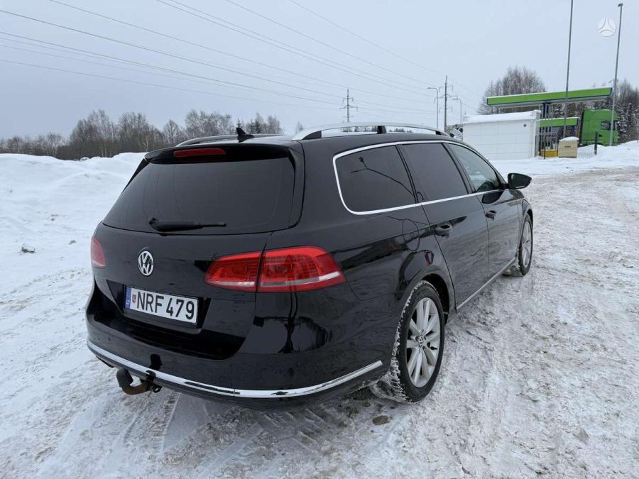 Melns Volkswagen Passat 2012 Telšiai, ar dzinēja tilpumu 2.00 L un nobraukumu 362 tūkst. km par 5200 €, foto 8 vietnē AUTOMOTO.COM.LV