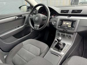 Melns Volkswagen Passat 2012 Viļņa, ar dzinēja tilpumu 2.00 L un nobraukumu 206 tūkst. km par 5950 €, foto 12 vietnē AUTOMOTO.COM.LV