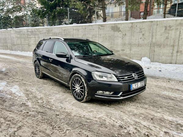 Melns Volkswagen Passat 2012 Viļņa, ar dzinēja tilpumu 1.97 L un nobraukumu 272 tūkst. km par 6000 €, foto 1 vietnē AUTOMOTO.COM.LV
