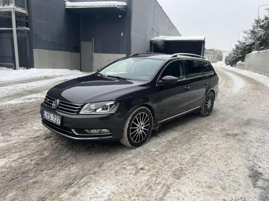 Black Volkswagen Passat 2012 in Vilnius, with an engine capacity of 1.97 L and mileage of 272 thousand km for 6000 €, photo 6 on AUTOMOTO.COM.LV