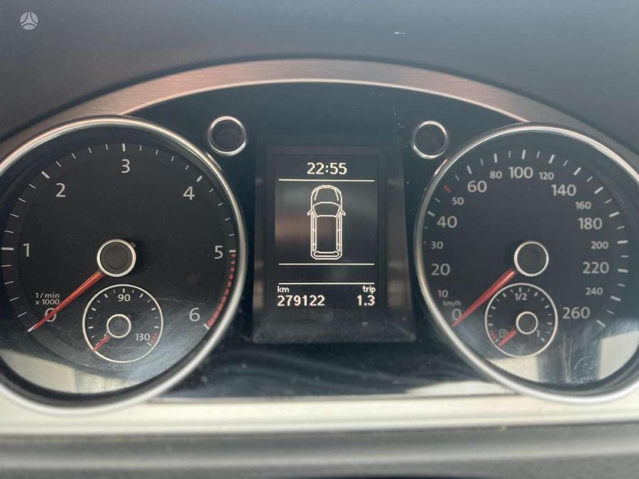 Black Volkswagen Passat 2012 in Vilnius, with an engine capacity of 1.97 L and mileage of 272 thousand km for 6000 €, photo 18 on AUTOMOTO.COM.LV