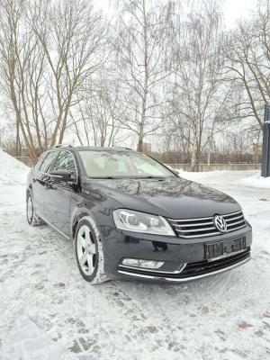 Melns Volkswagen Passat 2012 Šauļi, ar dzinēja tilpumu 1.97 L un nobraukumu 209 tūkst. km par 6450 €, foto  vietnē AUTOMOTO.COM.LV