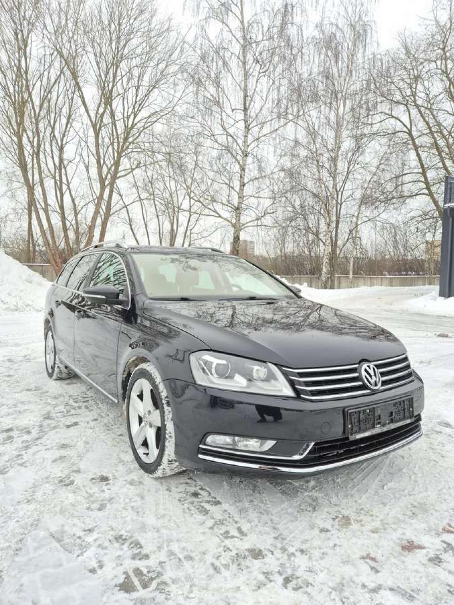 Melns Volkswagen Passat 2012 Šauļi, ar dzinēja tilpumu 1.97 L un nobraukumu 209 tūkst. km par 6450 €, foto 1 vietnē AUTOMOTO.COM.LV