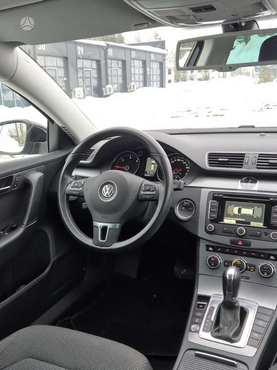 Melns Volkswagen Passat 2012 Šauļi, ar dzinēja tilpumu 1.97 L un nobraukumu 209 tūkst. km par 6450 €, foto 17 vietnē AUTOMOTO.COM.LV