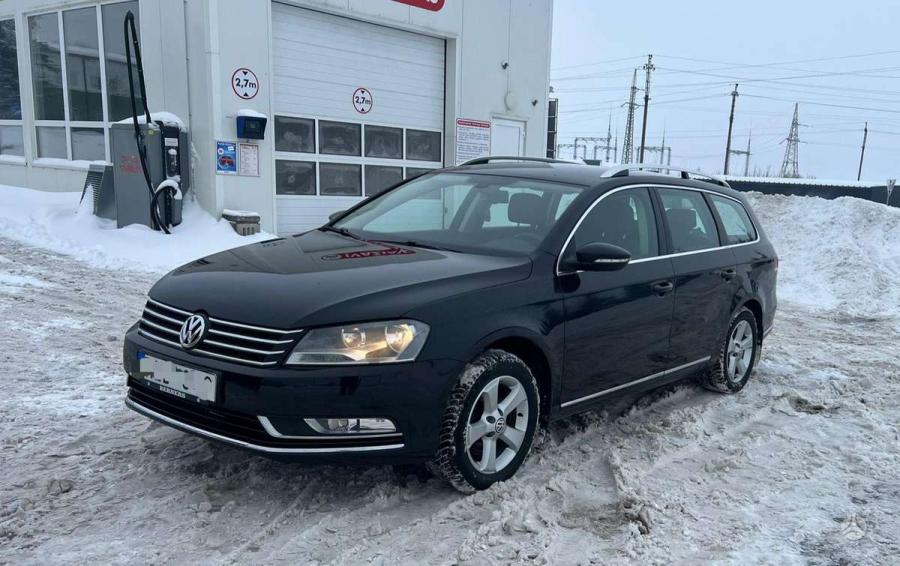 Black Volkswagen Passat 2012 in Raseiniai, with an engine capacity of 1.97 L and mileage of 287 thousand km for 5150 €, photo 4 on AUTOMOTO.COM.LV
