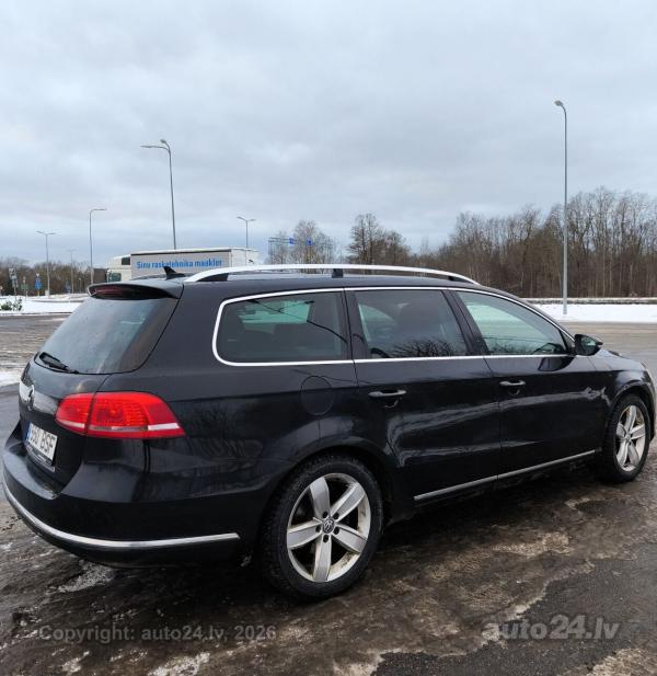Black Volkswagen Passat 2012 in Tallinn, with an engine capacity of 2.00 L and mileage of 291 thousand km for 7200 €, photo 10 on AUTOMOTO.COM.LV