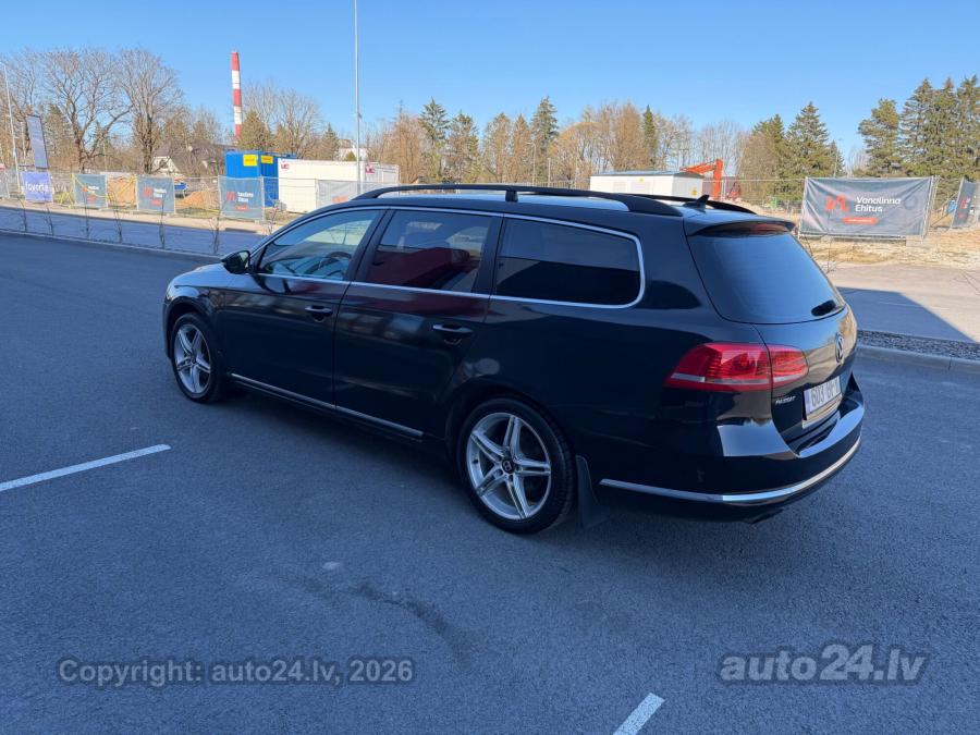 Black Volkswagen Passat 2012 in Tallinn, with an engine capacity of 1.80 L and mileage of 275 thousand km for 3849 €, photo 5 on AUTOMOTO.COM.LV