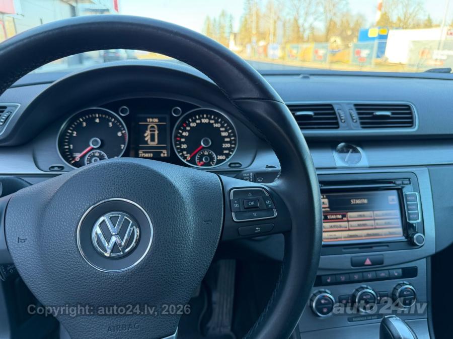 Black Volkswagen Passat 2012 in Tallinn, with an engine capacity of 1.80 L and mileage of 275 thousand km for 3849 €, photo 13 on AUTOMOTO.COM.LV