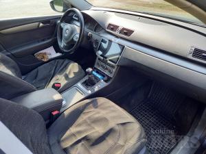Black Volkswagen Passat 2012 in Rapla, with an engine capacity of 0.00 L and mileage of 384 thousand km for 5500 €, photo 6 on AUTOMOTO.COM.LV