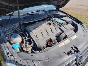 Black Volkswagen Passat 2012 in Rapla, with an engine capacity of 0.00 L and mileage of 384 thousand km for 5500 €, photo 7 on AUTOMOTO.COM.LV