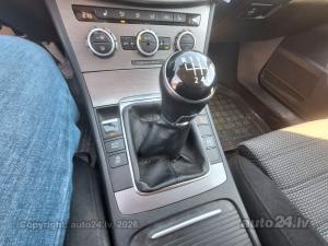 Melns Volkswagen Passat 2012 Tallina, ar dzinēja tilpumu 1.60 L un nobraukumu 386 tūkst. km par 2900 €, foto 5 vietnē AUTOMOTO.COM.LV