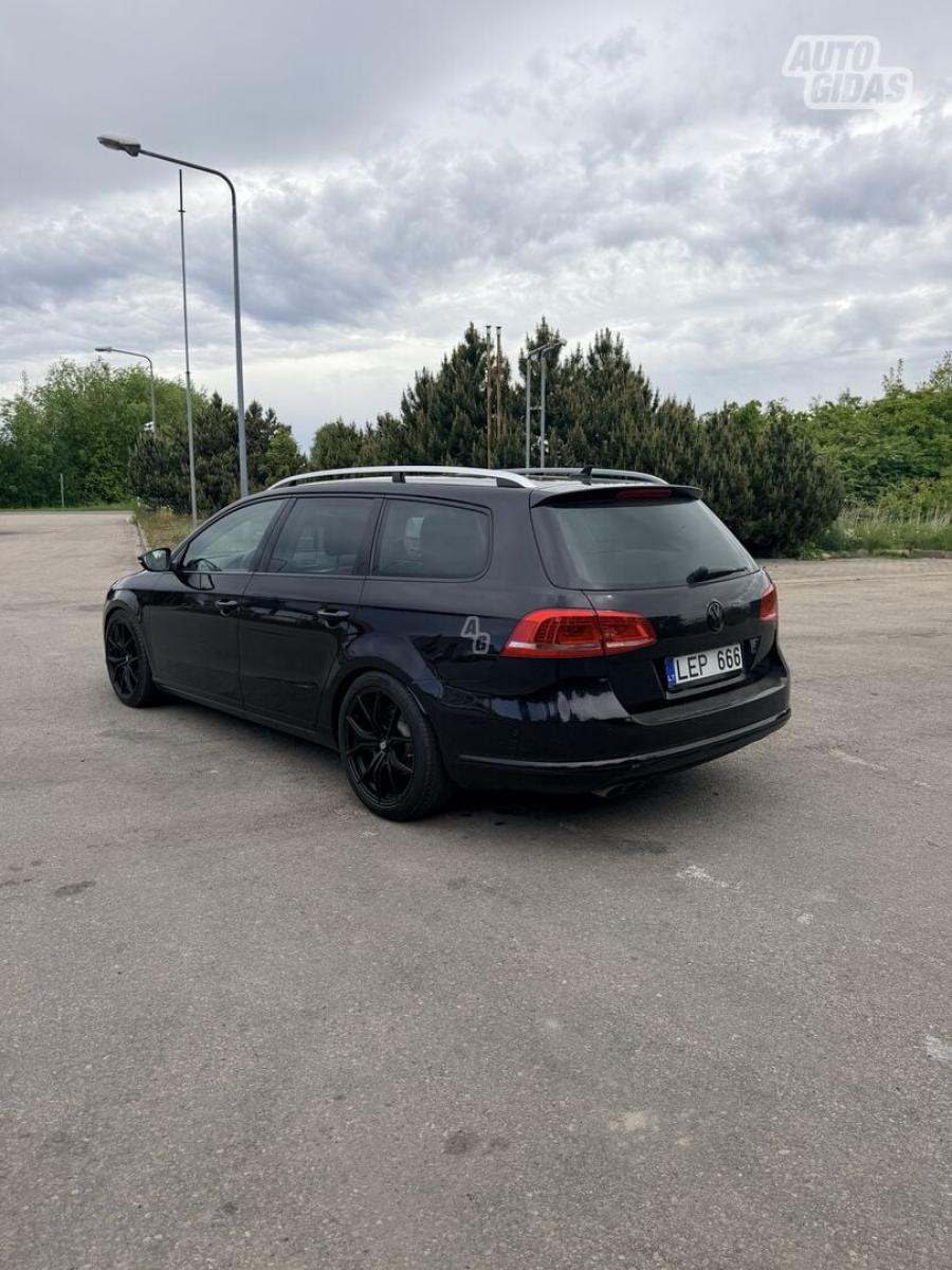 Melns Volkswagen Passat 2012 Klaipėda, ar dzinēja tilpumu 2.00 L un nobraukumu 164 tūkst. km par 8000 €, foto 3 vietnē AUTOMOTO.COM.LV