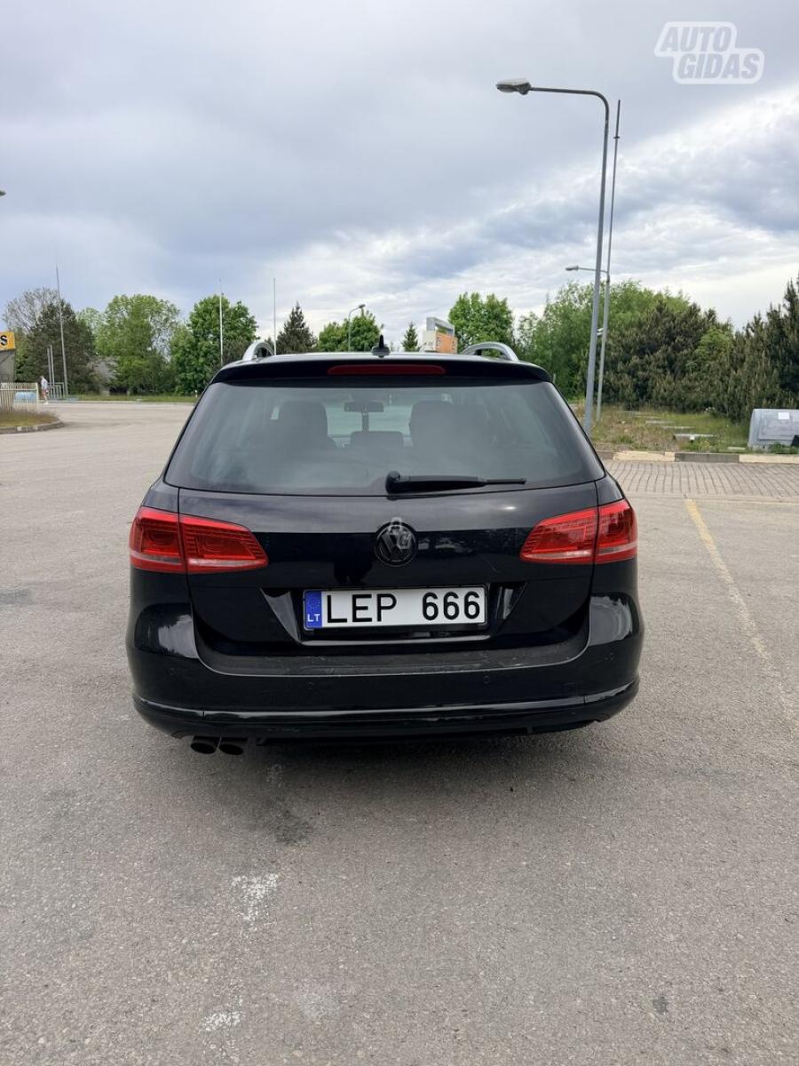 Melns Volkswagen Passat 2012 Klaipėda, ar dzinēja tilpumu 2.00 L un nobraukumu 164 tūkst. km par 8000 €, foto 4 vietnē AUTOMOTO.COM.LV