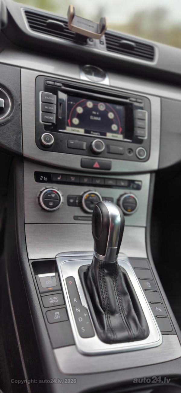 Melns Volkswagen Passat 2012 Tartu, ar dzinēja tilpumu 2.00 L un nobraukumu 390 tūkst. km par 3999 €, foto 9 vietnē AUTOMOTO.COM.LV