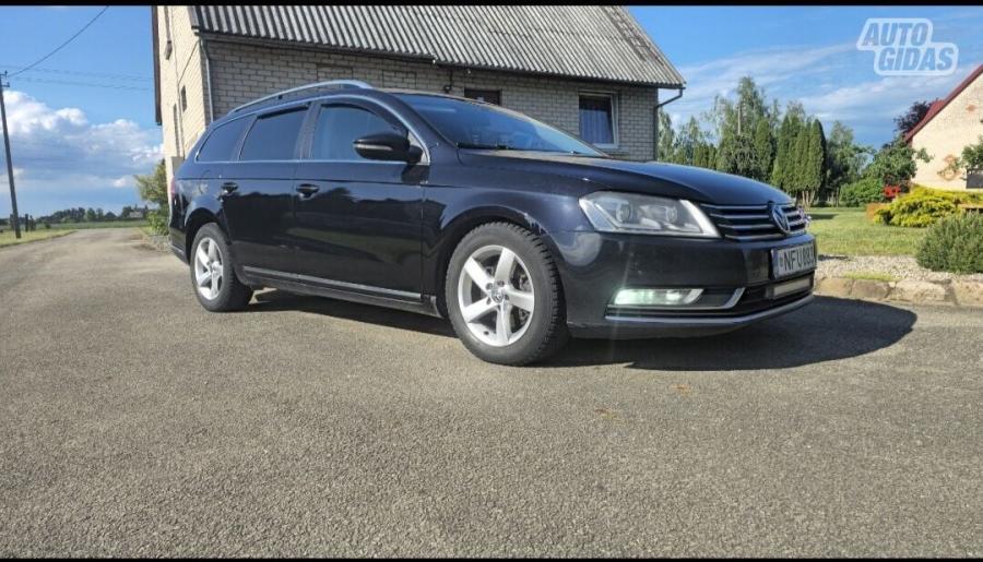 Melns Volkswagen Passat 2012 Mažeikiai, ar dzinēja tilpumu 2.00 L un nobraukumu 403 tūkst. km par 4850 €, foto 3 vietnē AUTOMOTO.COM.LV
