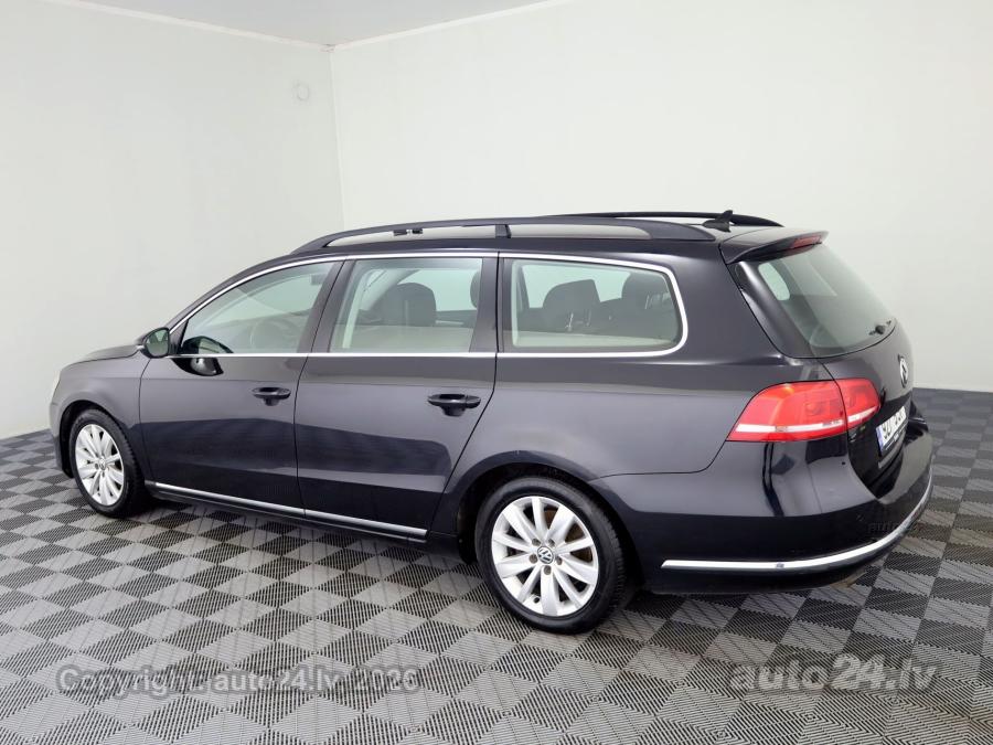 Black Volkswagen Passat 2012 in Tallinn, with an engine capacity of 2.00 L and mileage of 394 thousand km for 2799 €, photo 5 on AUTOMOTO.COM.LV