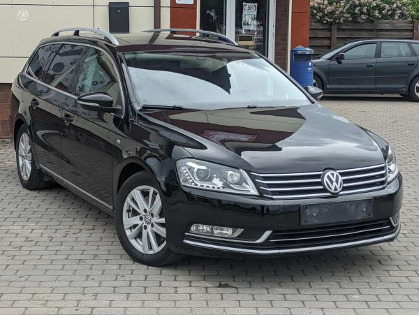 Black Volkswagen Passat 2012 in Kretinga, with an engine capacity of 2.00 L and mileage of 307 thousand km for 5750 €, photo 2 on AUTOMOTO.COM.LV