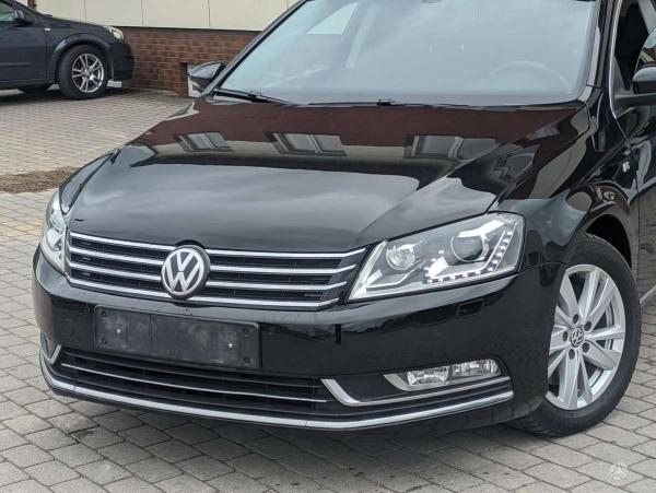 Black Volkswagen Passat 2012 in Kretinga, with an engine capacity of 2.00 L and mileage of 307 thousand km for 5750 €, photo 10 on AUTOMOTO.COM.LV