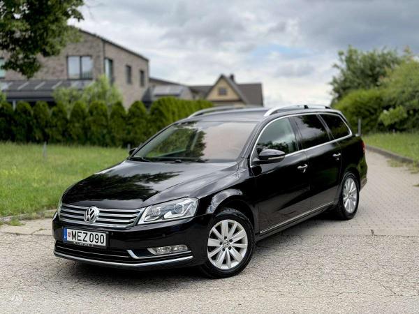 Black Volkswagen Passat 2012 in Vilnius, with an engine capacity of 2.00 L and mileage of 287 thousand km for 4400 €, photo 2 on AUTOMOTO.COM.LV