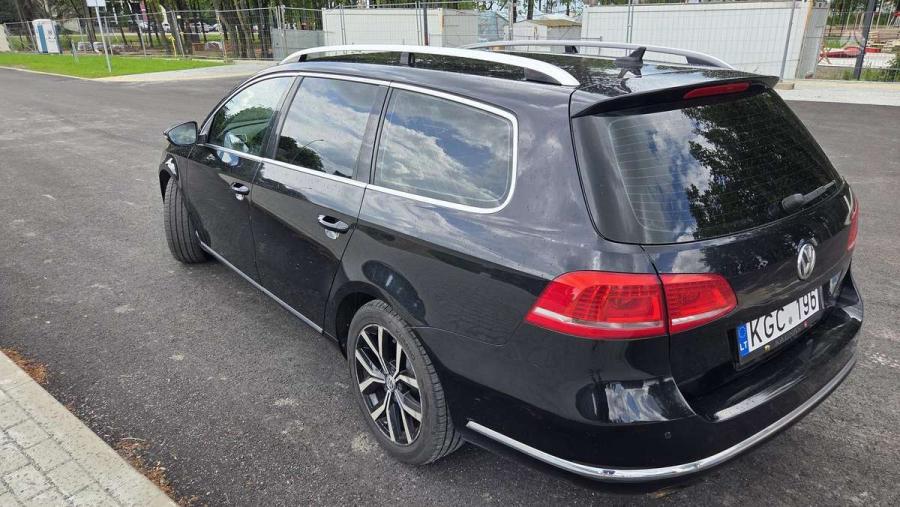 Melns Volkswagen Passat 2012 Kauņa, ar dzinēja tilpumu 1.97 L un nobraukumu 341 tūkst. km par 4250 €, foto 7 vietnē AUTOMOTO.COM.LV