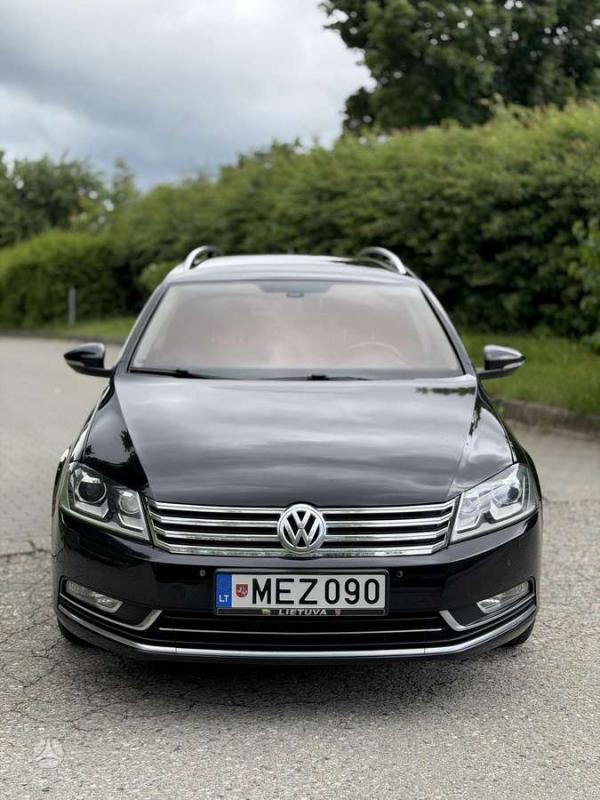 Melns Volkswagen Passat 2012 Viļņa, ar dzinēja tilpumu 2.00 L un nobraukumu 289 tūkst. km par 4000 €, foto 7 vietnē AUTOMOTO.COM.LV
