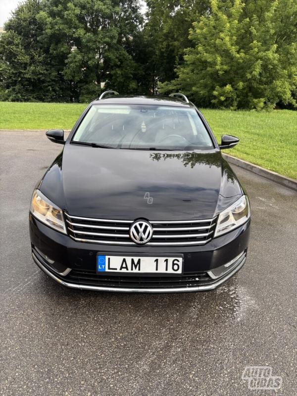 Melns Volkswagen Passat 2012 Panevēža, ar dzinēja tilpumu 2.00 L un nobraukumu 248 tūkst. km par 4500 €, foto 2 vietnē AUTOMOTO.COM.LV