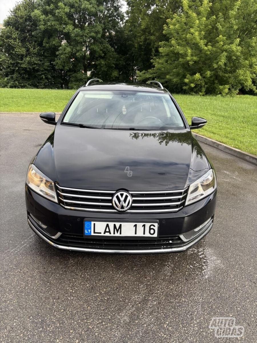 Black Volkswagen Passat 2012 in Panevezys, with an engine capacity of 2.00 L and mileage of 248 thousand km for 4500 €, photo 3 on AUTOMOTO.COM.LV