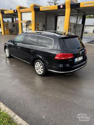 Black Volkswagen Passat 2012 in Panevezys, with an engine capacity of 2.00 L and mileage of 248 thousand km for 4500 €, photo 8 on AUTOMOTO.COM.LV