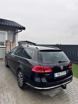 Black Volkswagen Passat 2012 in Klaipeda, with an engine capacity of 1.40 L and mileage of 249 thousand km for 3800 €, photo 4 on AUTOMOTO.COM.LV