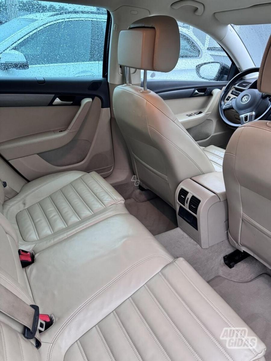 Black Volkswagen Passat 2012 in Klaipeda, with an engine capacity of 1.40 L and mileage of 249 thousand km for 3800 €, photo 9 on AUTOMOTO.COM.LV