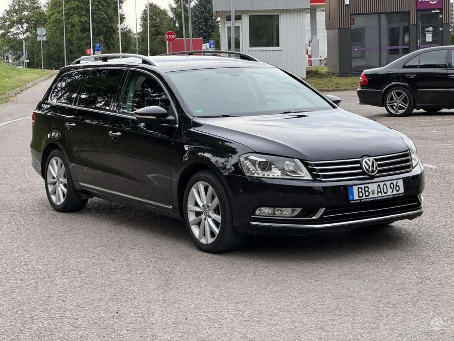 Melns Volkswagen Passat 2012 Jonava, ar dzinēja tilpumu 2.00 L un nobraukumu 330 tūkst. km par 6499 €, foto 13 vietnē AUTOMOTO.COM.LV