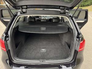 Melns Volkswagen Passat 2012 Jonava, ar dzinēja tilpumu 2.00 L un nobraukumu 330 tūkst. km par 6499 €, foto 18 vietnē AUTOMOTO.COM.LV