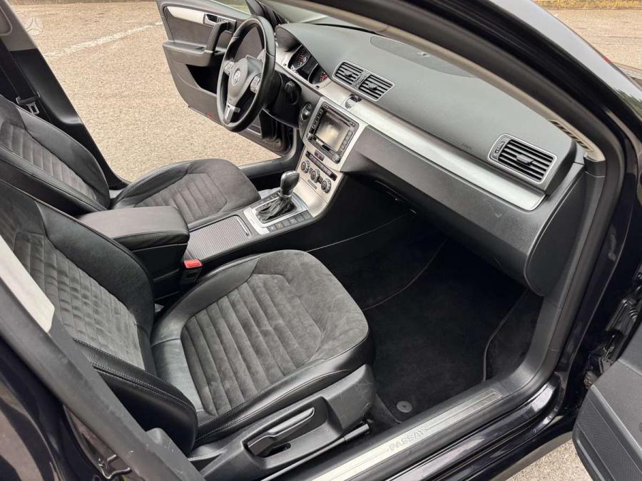 Melns Volkswagen Passat 2012 Jonava, ar dzinēja tilpumu 2.00 L un nobraukumu 330 tūkst. km par 6499 €, foto 20 vietnē AUTOMOTO.COM.LV